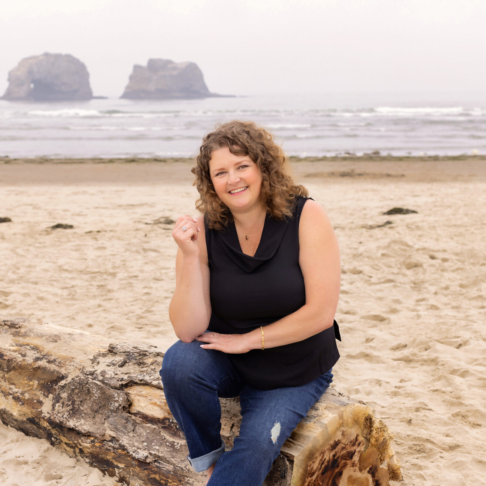 Brenda at the beach | Rockaway Beach - Photography by Kam